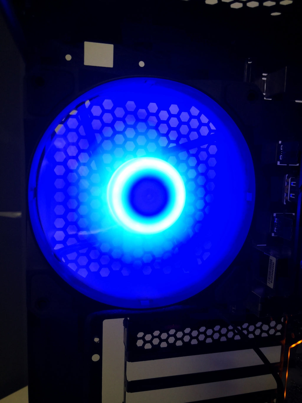 12cm Blue LED Case Fan – Netplus Computers